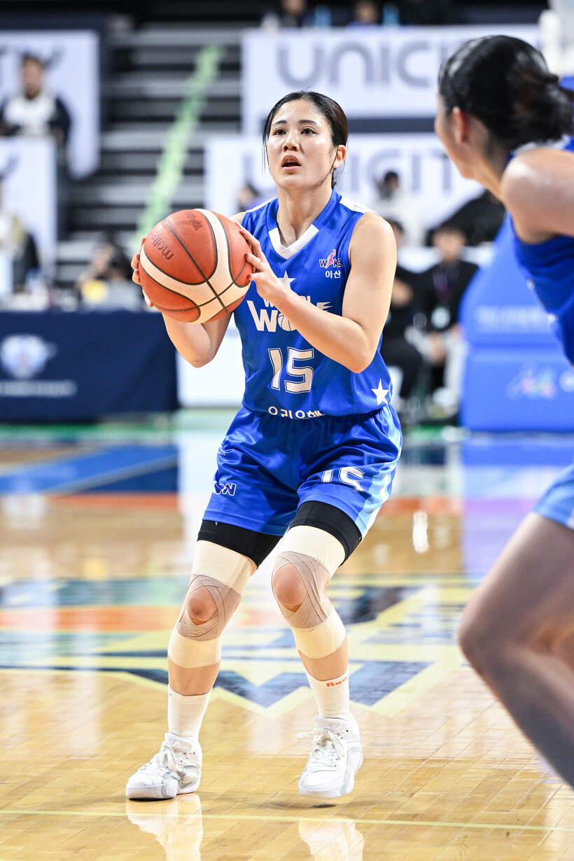 ‘김단비 원맨팀? 나도 있다!’ 우리은행 아시아쿼터 나츠키, WKBL 데뷔 최다 16점 활약
