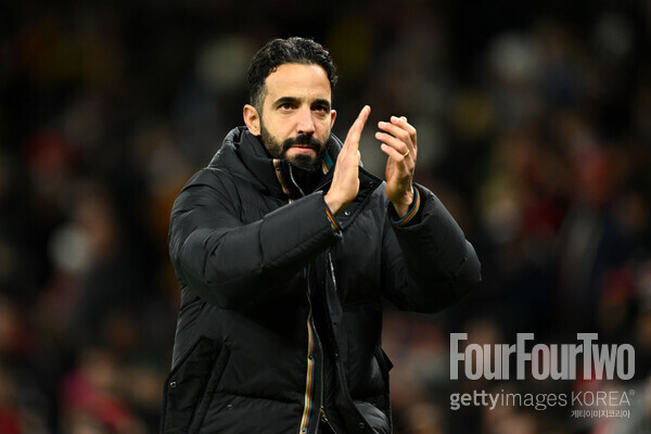 ‘2G 1AS 맹활약’에도…단호한 아모림, “불필요한 볼 터치 개선해야”