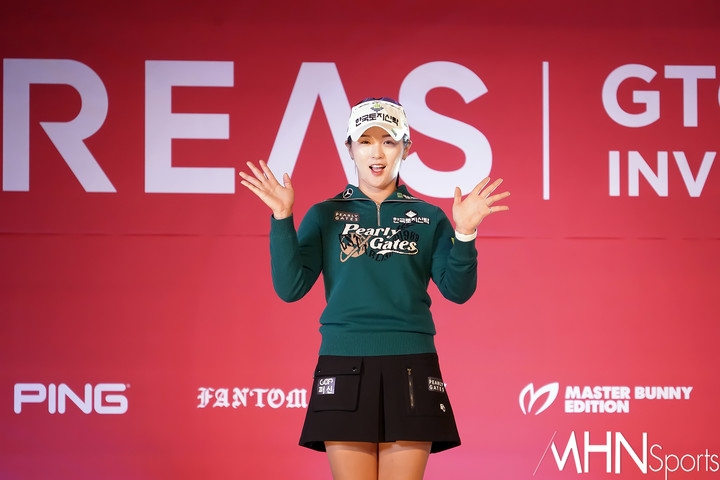 GTOUR 2025 | [mhn포토] 유현조, 주먹 불끈 버디 하나 추가요