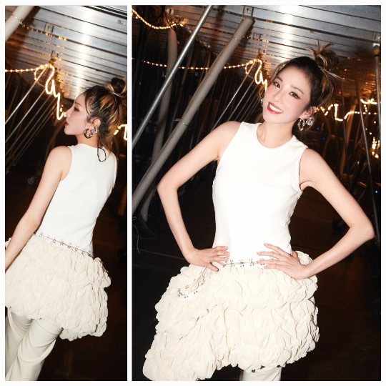 이 언니 39kg 또 일낼까? 산다라박, 고베서 160cm 난리난 러플 스커트