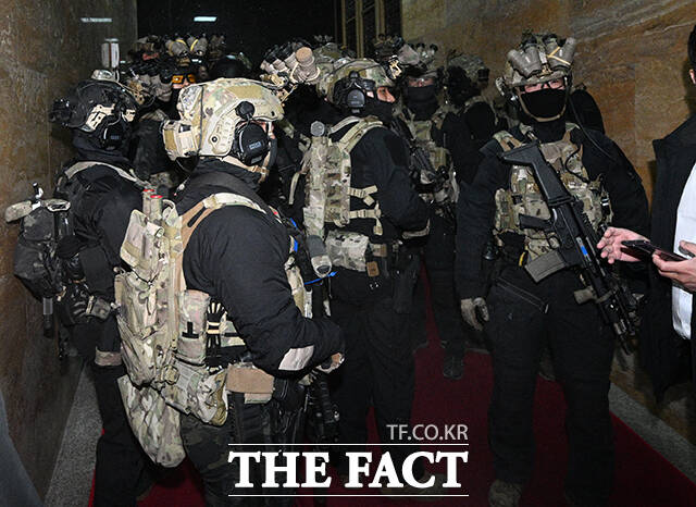 박선원 "707특임대 등 계엄군, 실탄 무장…저격수까지 배치"