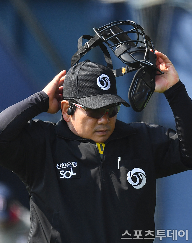 KBO, ABS 스트라이크존 하향 조정…피치클락 세부 규정 확정