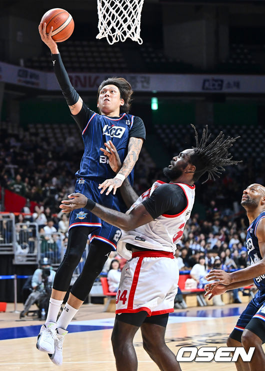 ‘미친 최준용’ 커리어하이 42점 대폭발…친정팀 SK 10연승 막았다