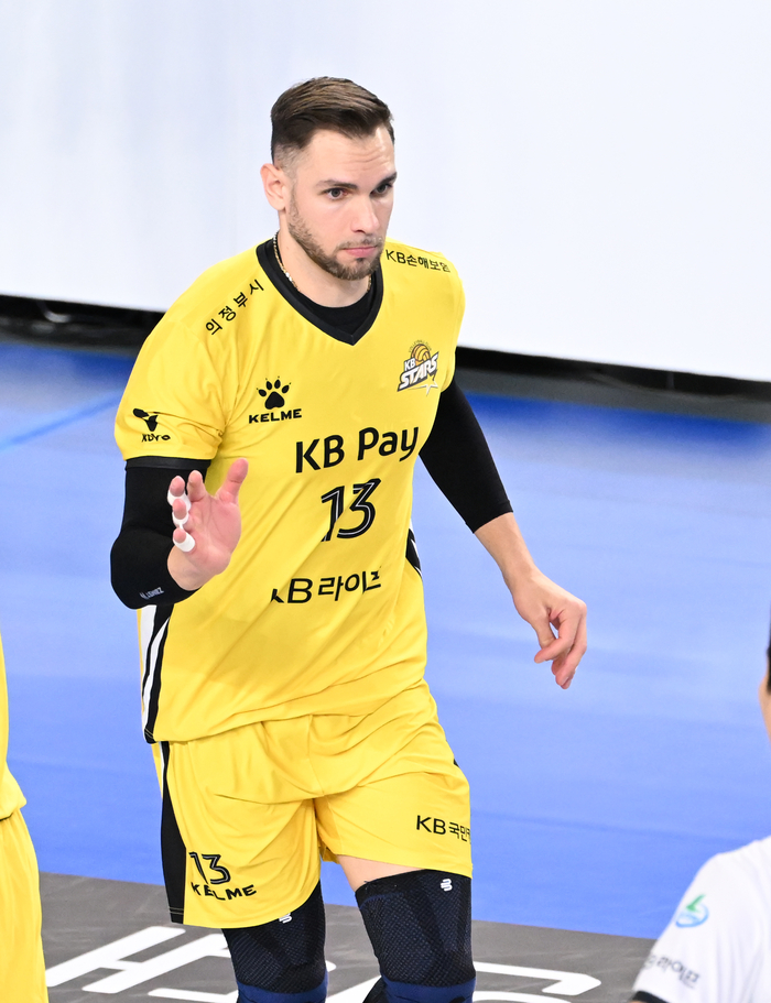 2R 3승, 3R도 승리로 출발…KB손해보험 ‘반등’ 핵심 비예나의 책임감 “기대치 높아 압박감은 더 크다”[SS현장]