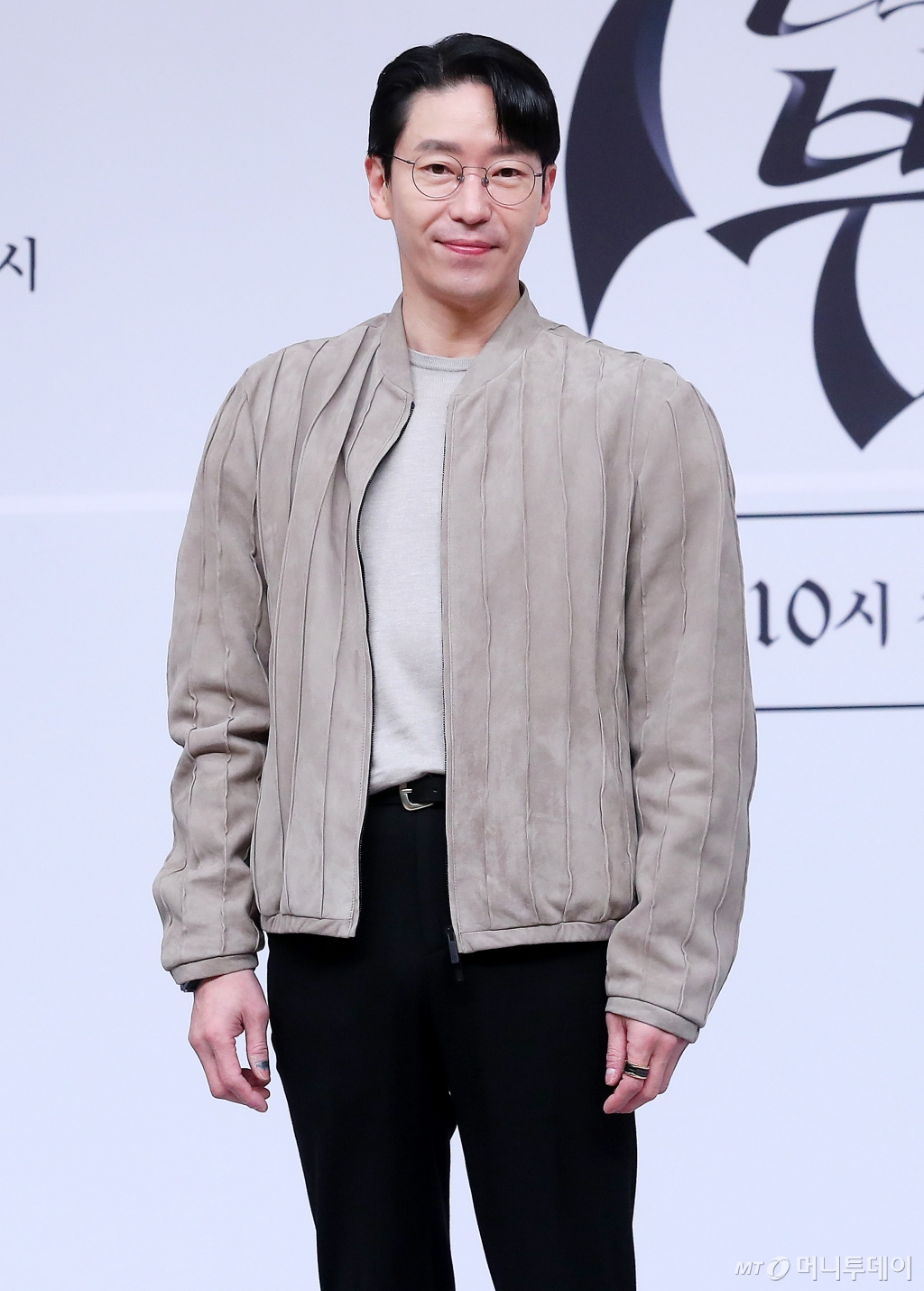 48세 엄기준 오는 22일 비연예인 연인과 결혼식…현장 비공개