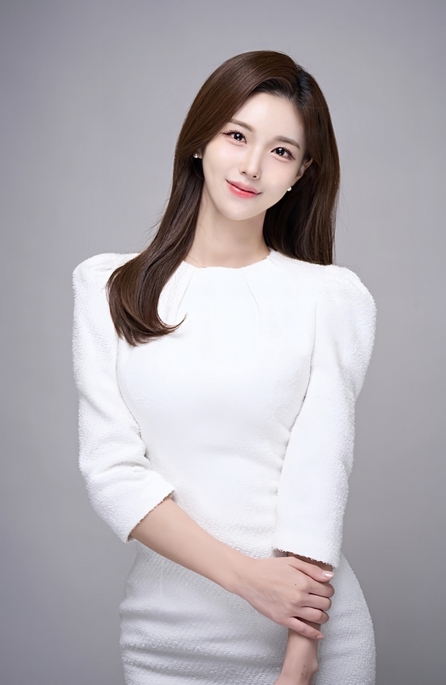 ‘전현무와 열애설’ 홍주연 아나 ‘카운트다운 쇼’ 메인 MC 경사[공식]