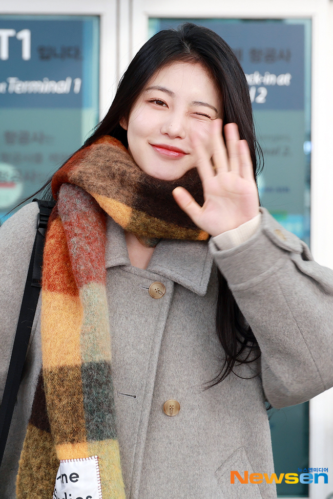 신예은 선명한 미인 점에 러블리 미소‥겨울에 더 예쁜 청순 미녀