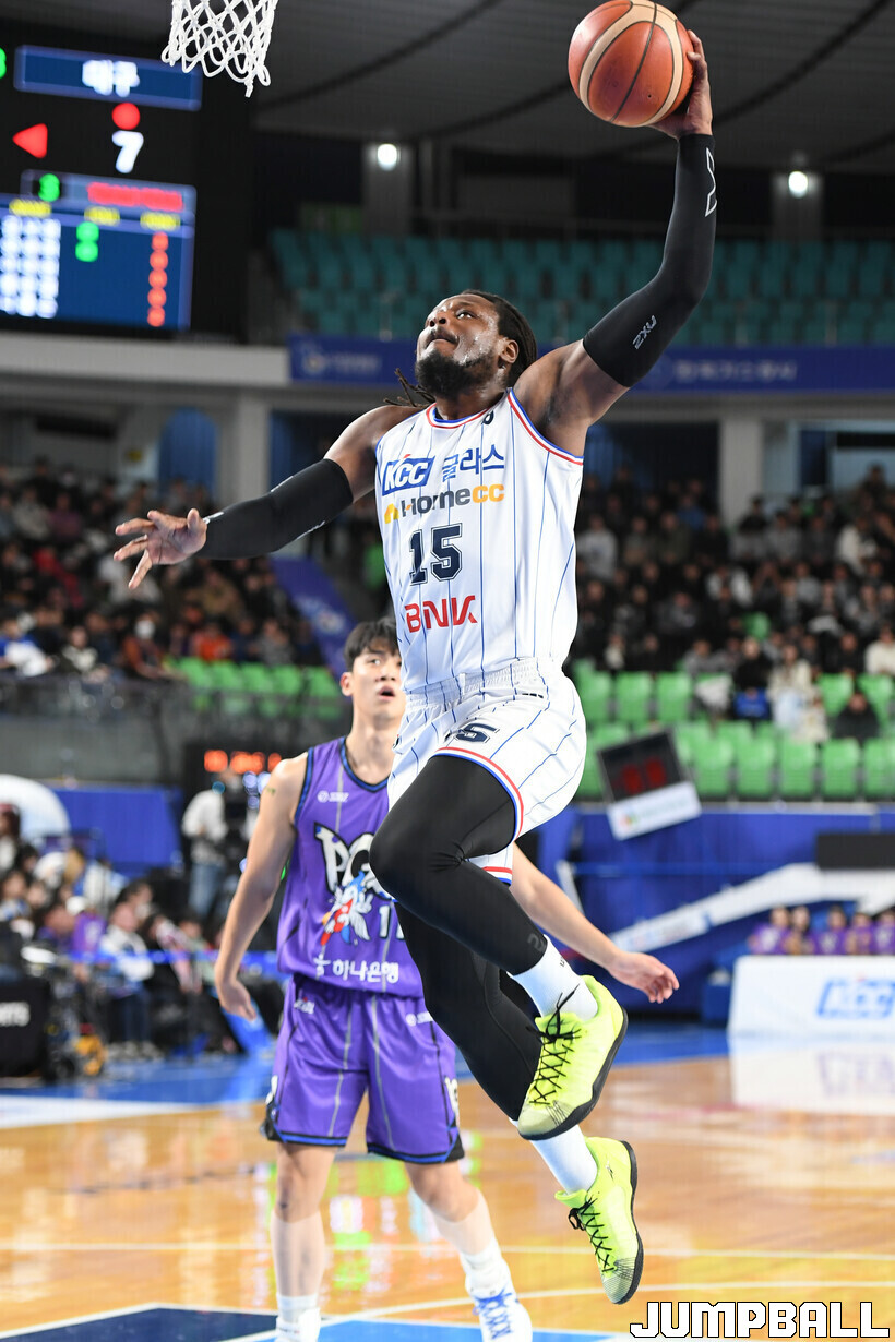 [JB 위클리 MVP] ‘현대모비스 선두 이끈’ 이우석 & ‘한 경기 46점 폭발’ 디온테 버튼