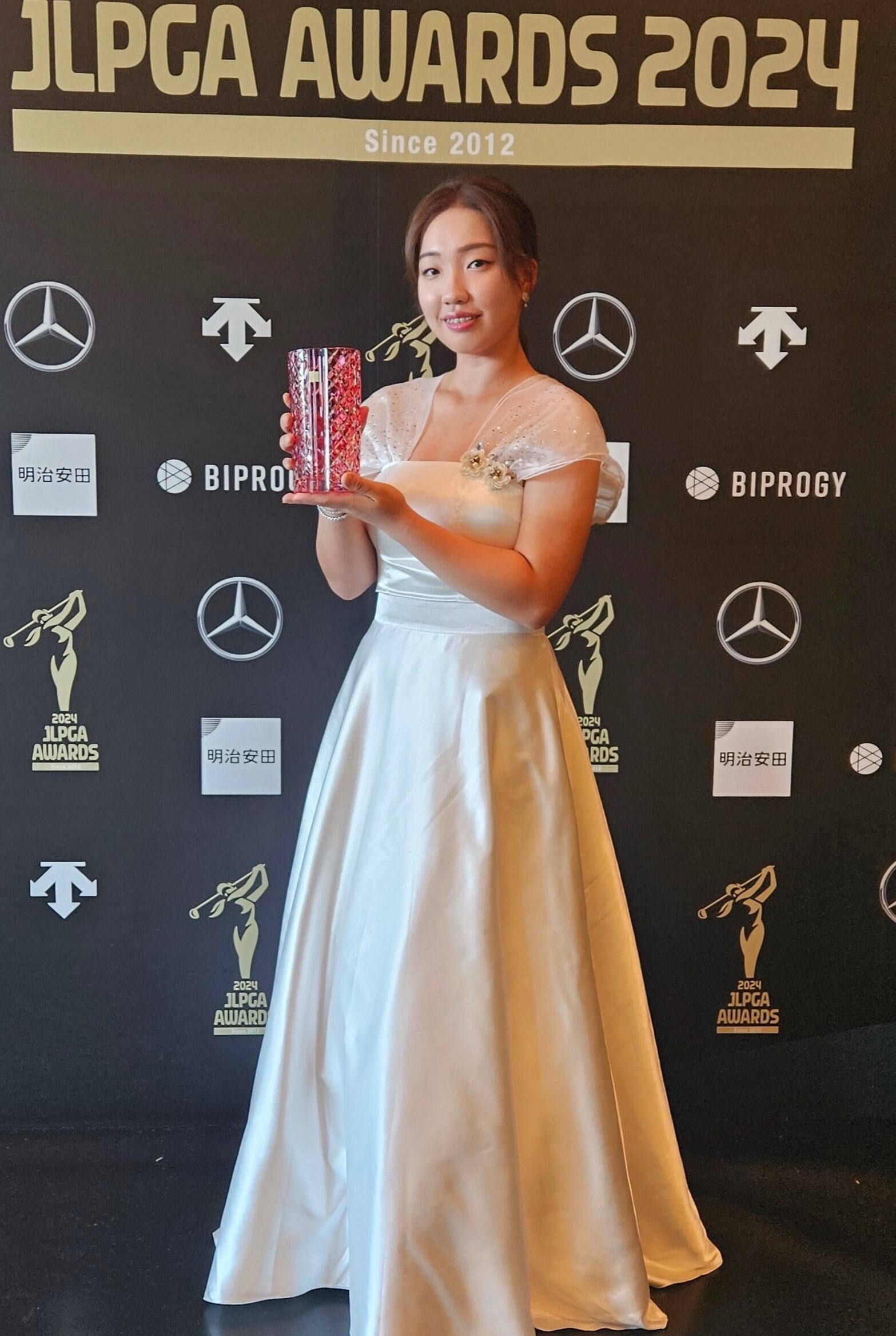 16세 이효송, 일본 JLPGA 투어 최연소 신인상