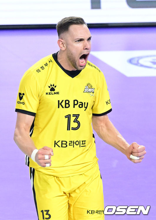 KB 비예나·정관장 메가, V-리그 3R MVP 선정