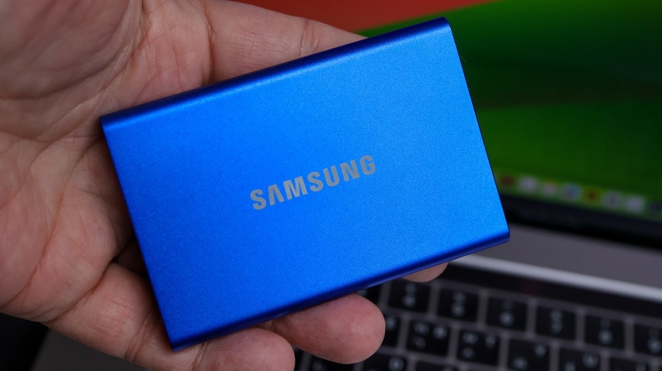 작고 빠른 외장하드의 끝판왕! 삼성 SSD T7 사용 후기 | 잇츠잍