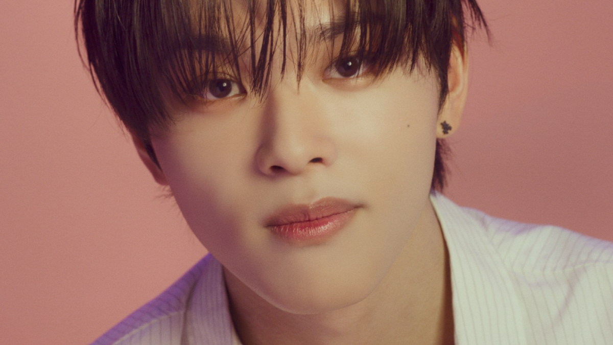 'JYP 공채 1위' 계훈→막내 동훈…킥플립, 드디어 멤버 공개 "미친듯 연습하는게 무기"