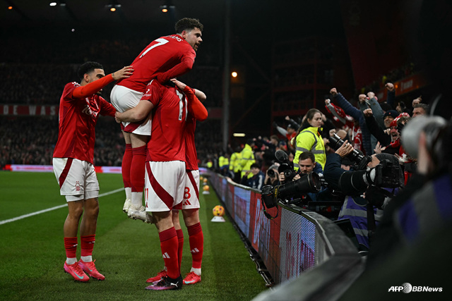 이강인 EPL 우승 현실 되나, '영입설' 노팅엄 2위 등극→선두 리버풀과 1-1 무