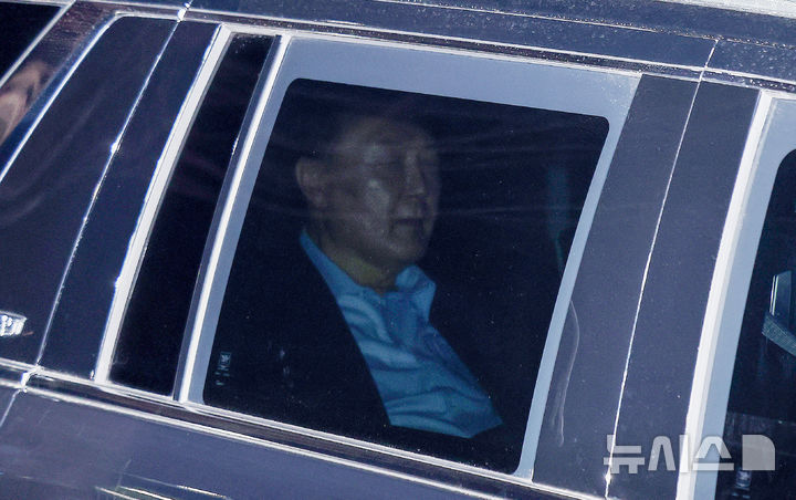 尹 탄핵 찬성 57 반대 36 …찬성 7 P↓ 반대 4 P↑[한국갤럽]