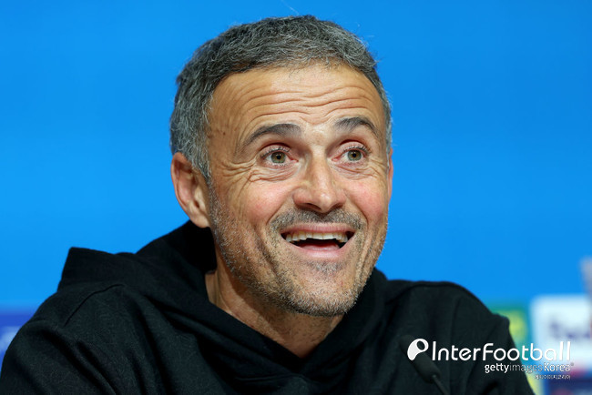 "엔리케 감독님 사랑해요" 레알·맨시티·맨유? NO! '이강인 동료' DF, PSG와 재계약 임박!