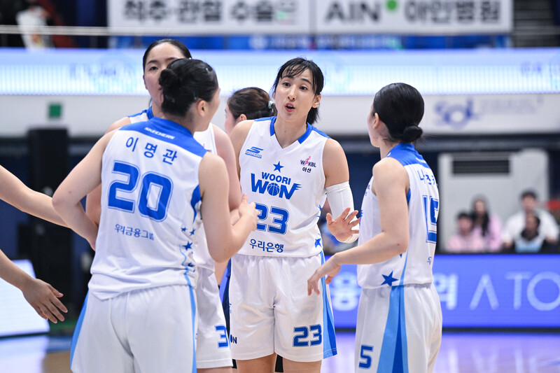 [WKBL 4라운드 리뷰] 2위 자리 지킨 우리은행, 1위-3위와의 승차는 여전