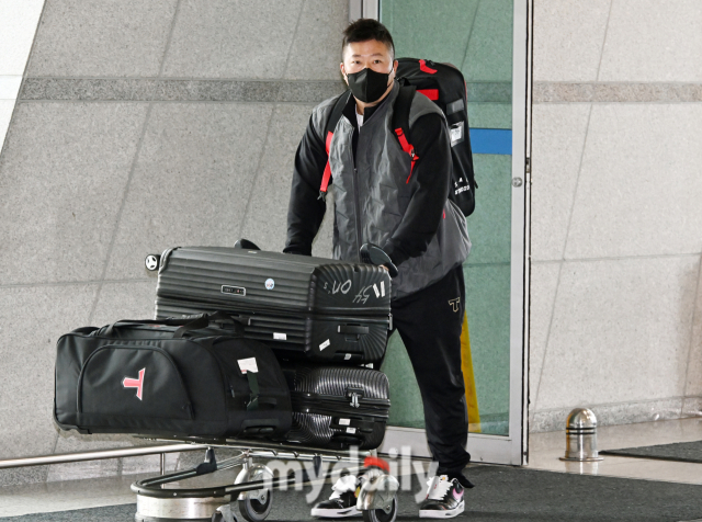 “늙은이가 거기(4번타자) 차지하고 있으면 안 돼요” KIA 42세 타격장인이 뼈 때렸다…6번타자 소망[MD인천공항]