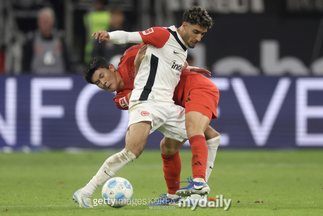 'EPL 5연패 실패-챔피언스리그 탈락 위기' 맨시티, 이적 시장 폭풍 영입…마르무시와 4년 6개월 계약