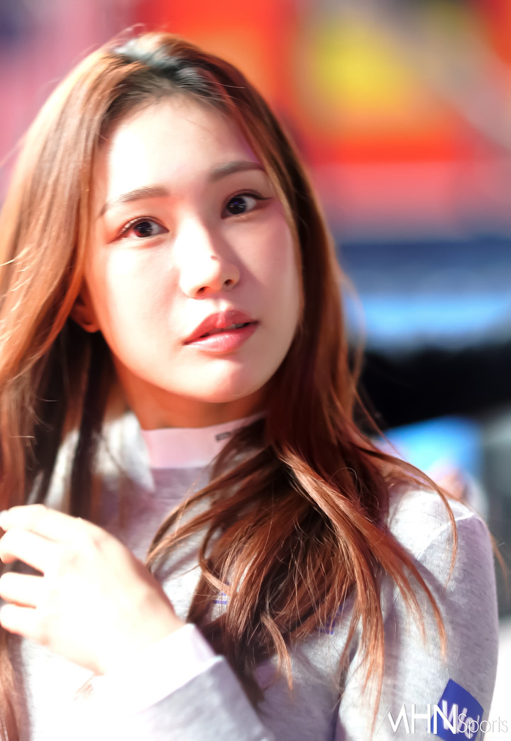 [mhn포토] 유현주, 2025 PBA개막전 멋진 시구