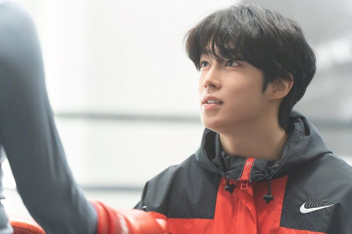 Sf9 다원 원톱 활약…대신해드립니다로 높인 연기의 온도