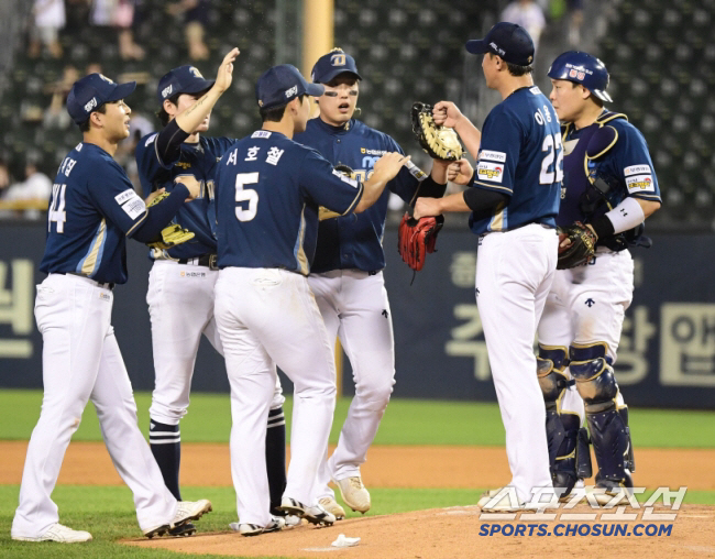 '이게 무슨 운명의 장난인가' 개막 하자마자 1위→2위→3위팀 맞붙는다