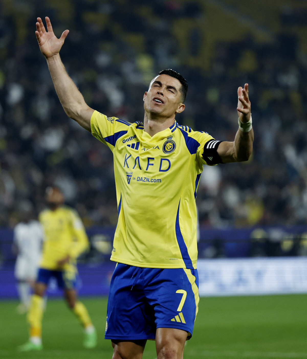 "1000억+α 제안無, 협상 올스톱" CR7 알 나스르行 거부, 손흥민 길 따라가는 日 미토마…'BBC피셜' EPL 잔류 확정