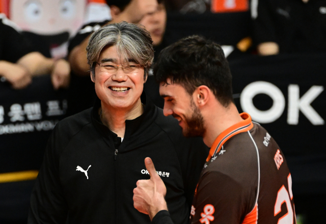 마지막 승리 기억 가물가물, 창단 첫 패패패패패패패패패패 굴욕 위기…210cm 폴란드 공격수 깨어날까, 그래야 OK 산다