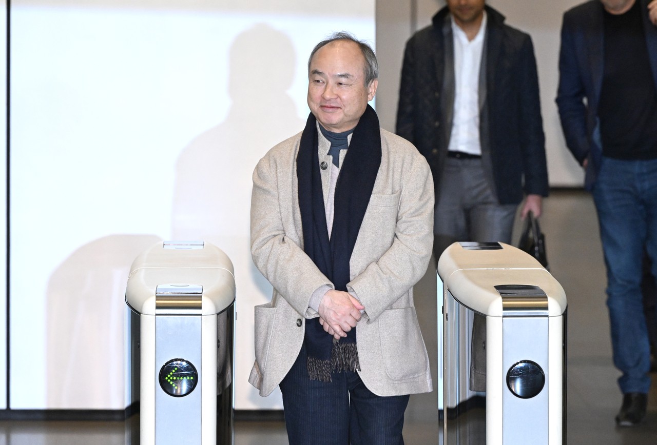 AI mega deal? Samsung, OpenAI, SoftBank chiefs discuss collaboration in ...