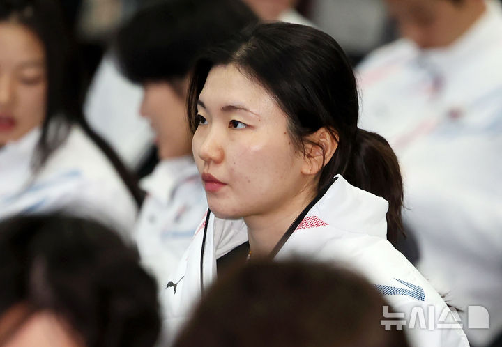 쇼트트랙 김건우·심석희, 500m 출전 않기로…중장거리 집중[하얼빈AG]