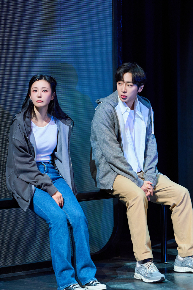 뉴욕 사교계 뒤흔든 ‘가짜 상속녀 무엇이 진실이고 무엇이 허상인가
