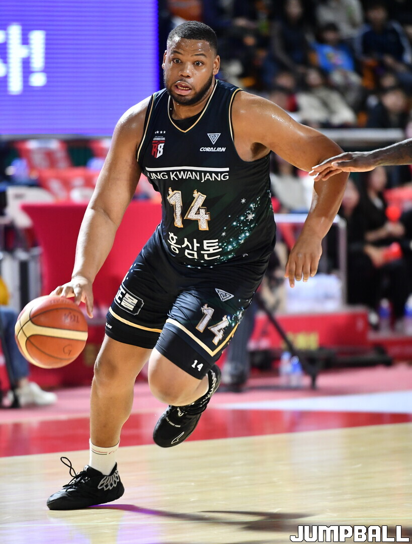 [JB프리뷰] '6위 싸움' DB·KCC, 드디어 만났다…오마리 스펠맨 출전 여부는?