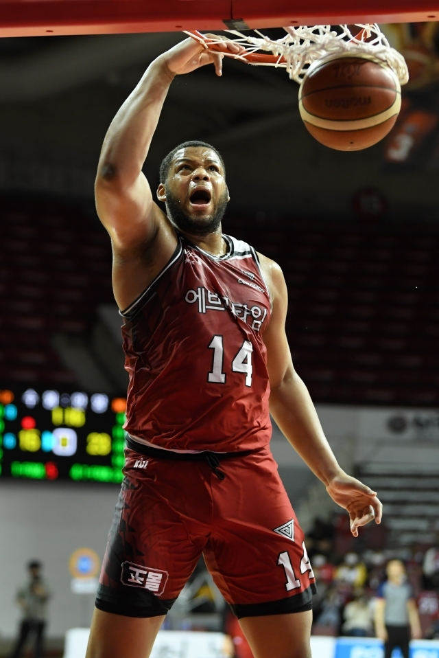 준비 끝났다! ‘슈퍼맨’으로 돌아온 스펠맨, KCC전서 1년 2개월여 만에 KBL 복귀전 치른다…“몸 상태 좋다”