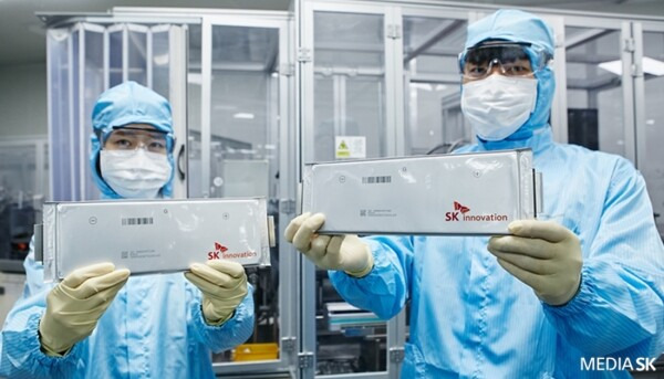 LG엔솔·SK온과 비교되네...CATL, 폴란드 공장 '투자' 위해 홍콩 증시 '상장' | 생생비즈