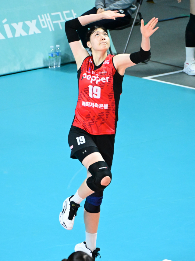 194cm 몽골소녀 또 아프다, 좌측 무릎 전방 십자인대 파열…"이번 시즌 어렵다, 9~12개월 재활 소요" [MD수원]