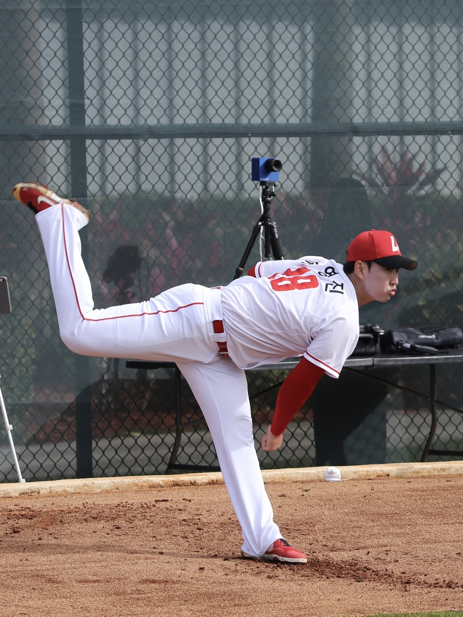 'SSG 5선발 후보' 송영진 "이제 결과로 보여줘야…144이닝 목표"