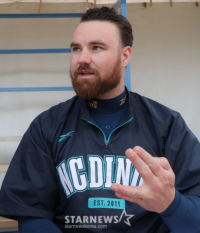 "한국 너무 사랑했다" 푼돈 받고 KBO 떠난 '꽃미남 외인' 감동 비화, 'ML 6년 차' 친구 추천하고 떠났다 [투손 현장]