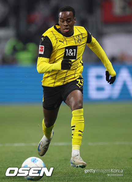 '돈 이렇게 잘 쓰면서' 토트넘, SON 대체 자원에1455억 가뿐하게 지른다... EPL 다수팀+뮌헨과 경쟁