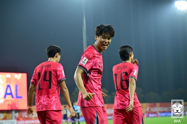 No.10 김태원 미쳤다! 한일전서 극적 1-1 동점골…대한민국 U-20, 우즈벡과 8강전 치러 [U-20 아시안컵]