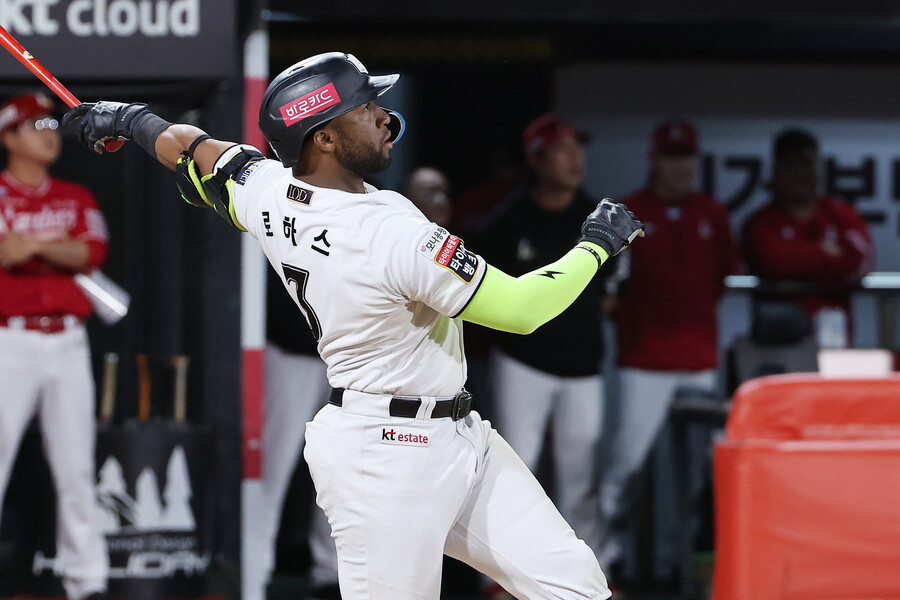 이강철이 올드보이? 로하스 1번 대박 이어 강백호 테이블세터 파격 배치… 미리 보는 타순 구상은?