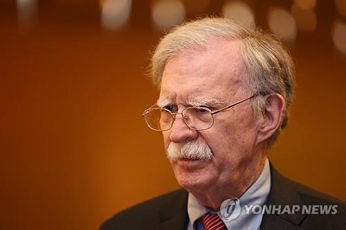 볼턴 "우크라 종전안, 항복에 가까워…美 나토 탈퇴할 듯"