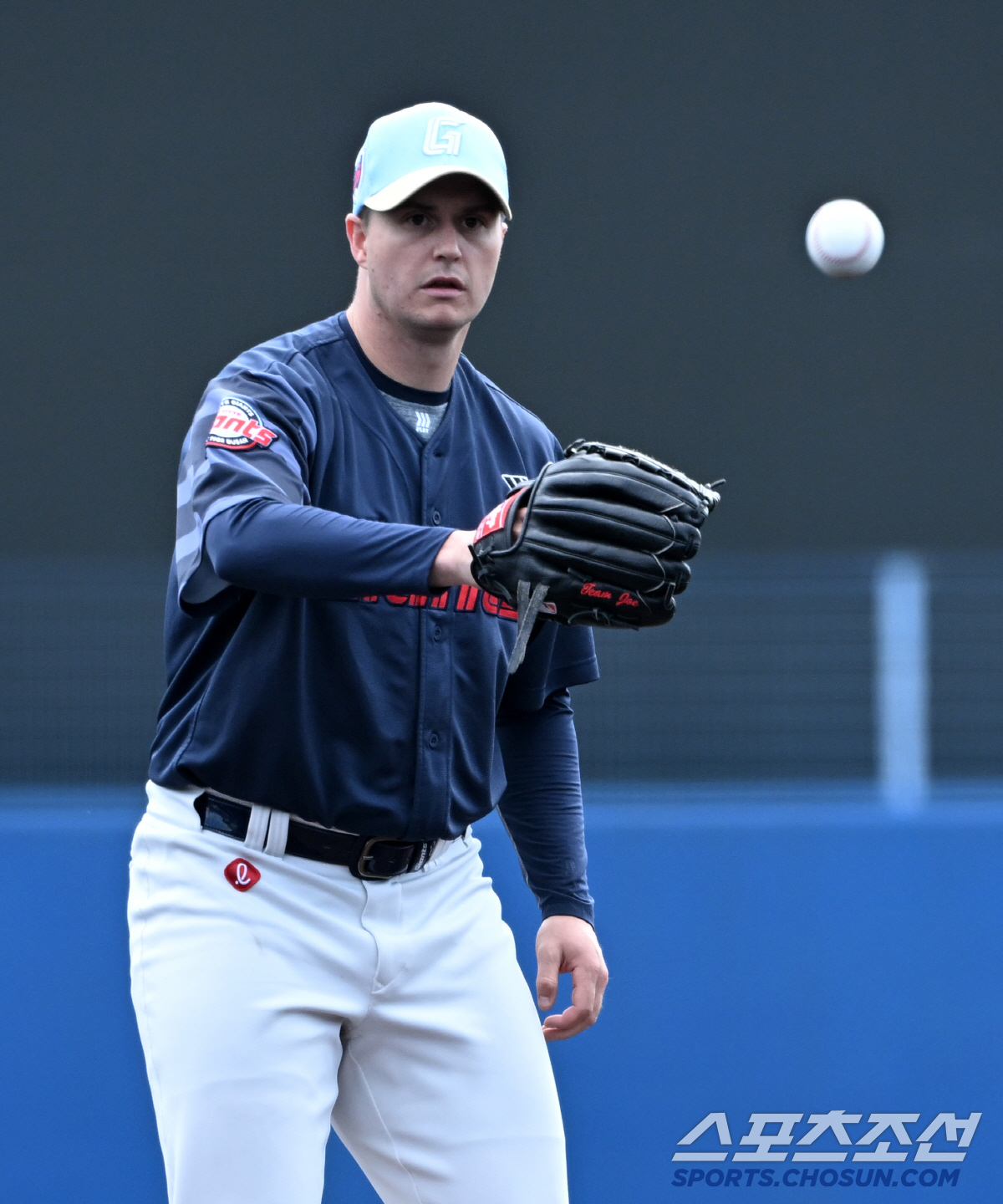 볼넷 볼넷 볼넷? 'WS 우승자'의 자신감. 나는 ABS존 경험자 "사실 첫 볼넷은 놀랐다. KBO는 ABS라 걱정 없어" [여기는 미야자키]