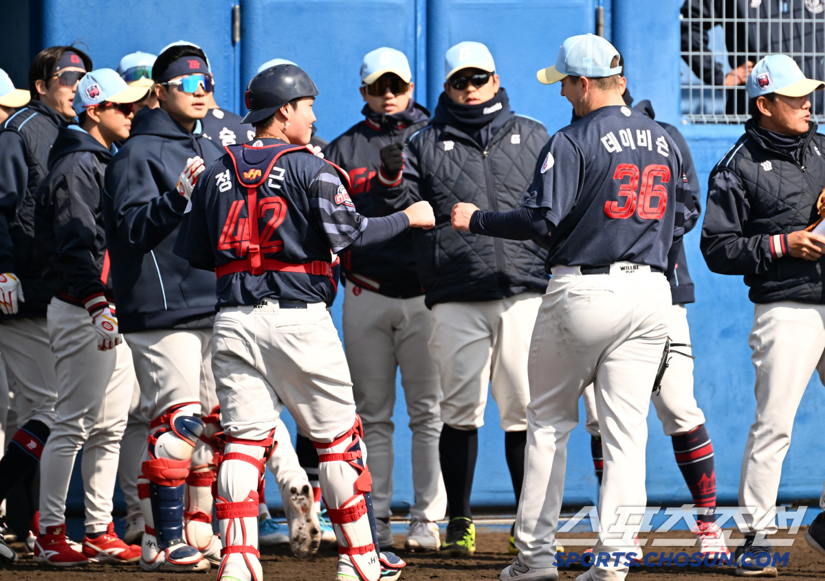 볼넷 볼넷 볼넷? 'WS 우승자'의 자신감. 나는 ABS존 경험자 "사실 첫 볼넷은 놀랐다. KBO는 ABS라 걱정 없어" [여기는 미야자키]