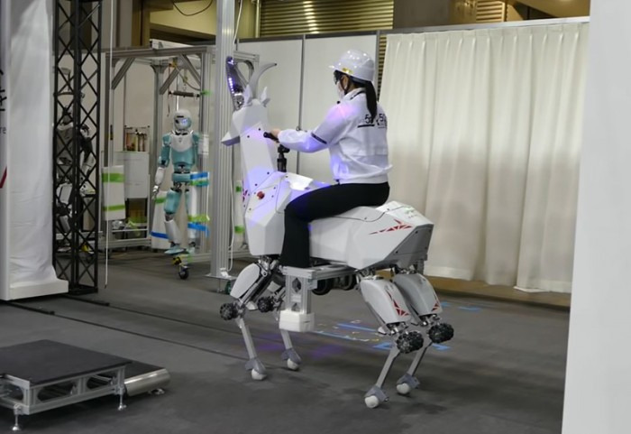 건담의 나라 일본이 만든 염소형 로봇 | 스푸트니크