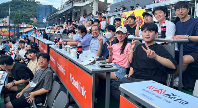 KAIST 석·박사 15명, 챗GPT와 딥시크로 수능 미적분 풀어보니…