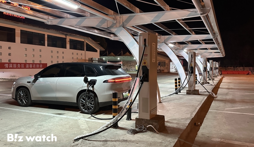 중국 안후이성 가보니…전기차가 도로 점령, 곳곳에 충전소