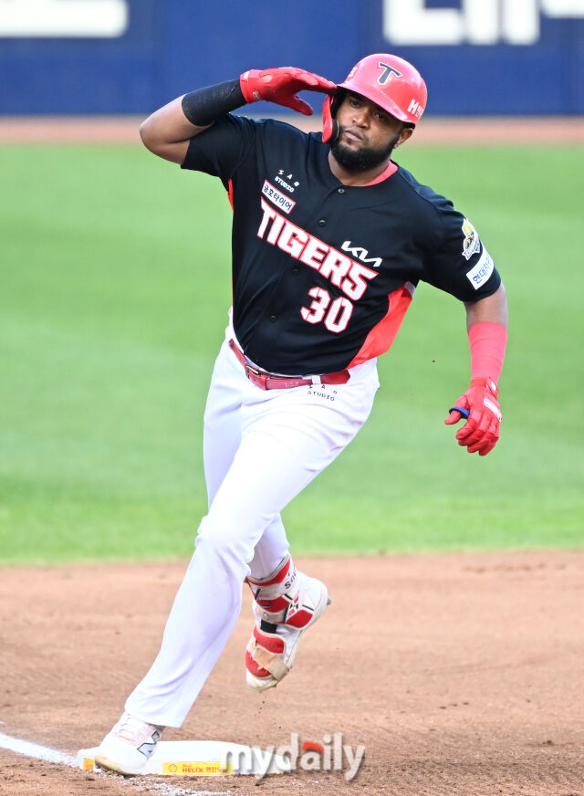 테스형에게 멕시코행은 KBO 복귀 사전작업? 푸이그가 딱 그랬다…KIA는 OK, ML 88홈런 거포 있잖아