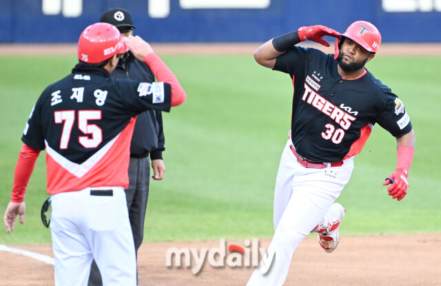 테스형에게 멕시코행은 KBO 복귀 사전작업? 푸이그가 딱 그랬다…KIA는 OK, ML 88홈런 거포 있잖아