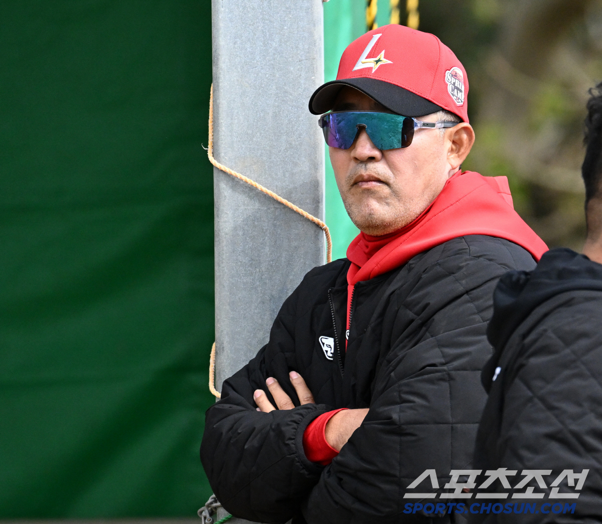 '프런트들이 심판보기로...' "선발만 던져도 되는데..." 염갈량의 바람도 헛되이. SSG-LG 마지막 연습경기 강한 비로 취소[오키나와 현장]