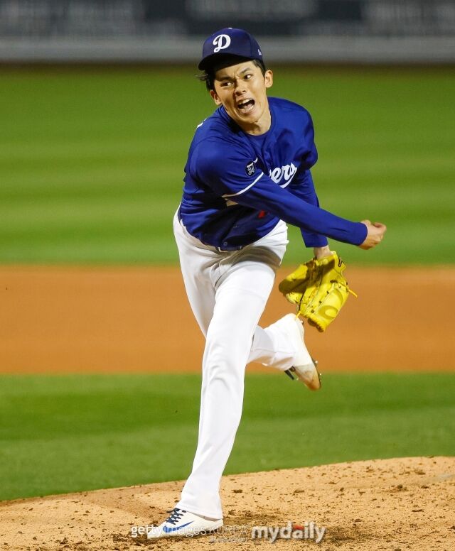 '최고 159.8km+KKKKK' ML 구단들 군침 흘릴 만했네…日 퍼펙트 괴물의 강렬했던 3이닝 무실점 데뷔전