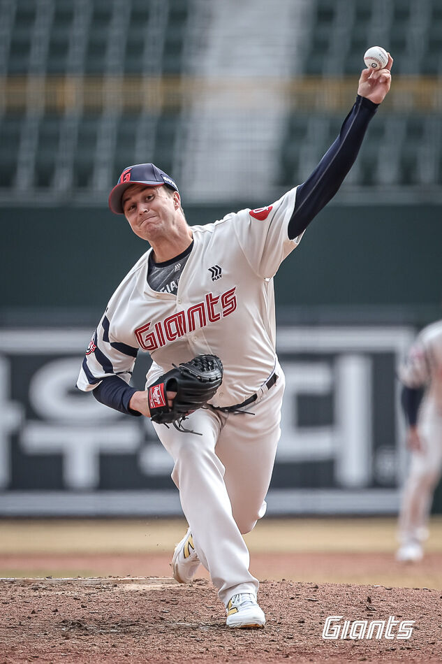 벌써 라면까지 섭렵한 WS 우승 투수, 韓 매력에 완전 빠졌다 "KBO 응원 문화, 미국에도 좀 가져가야" [MD부산]